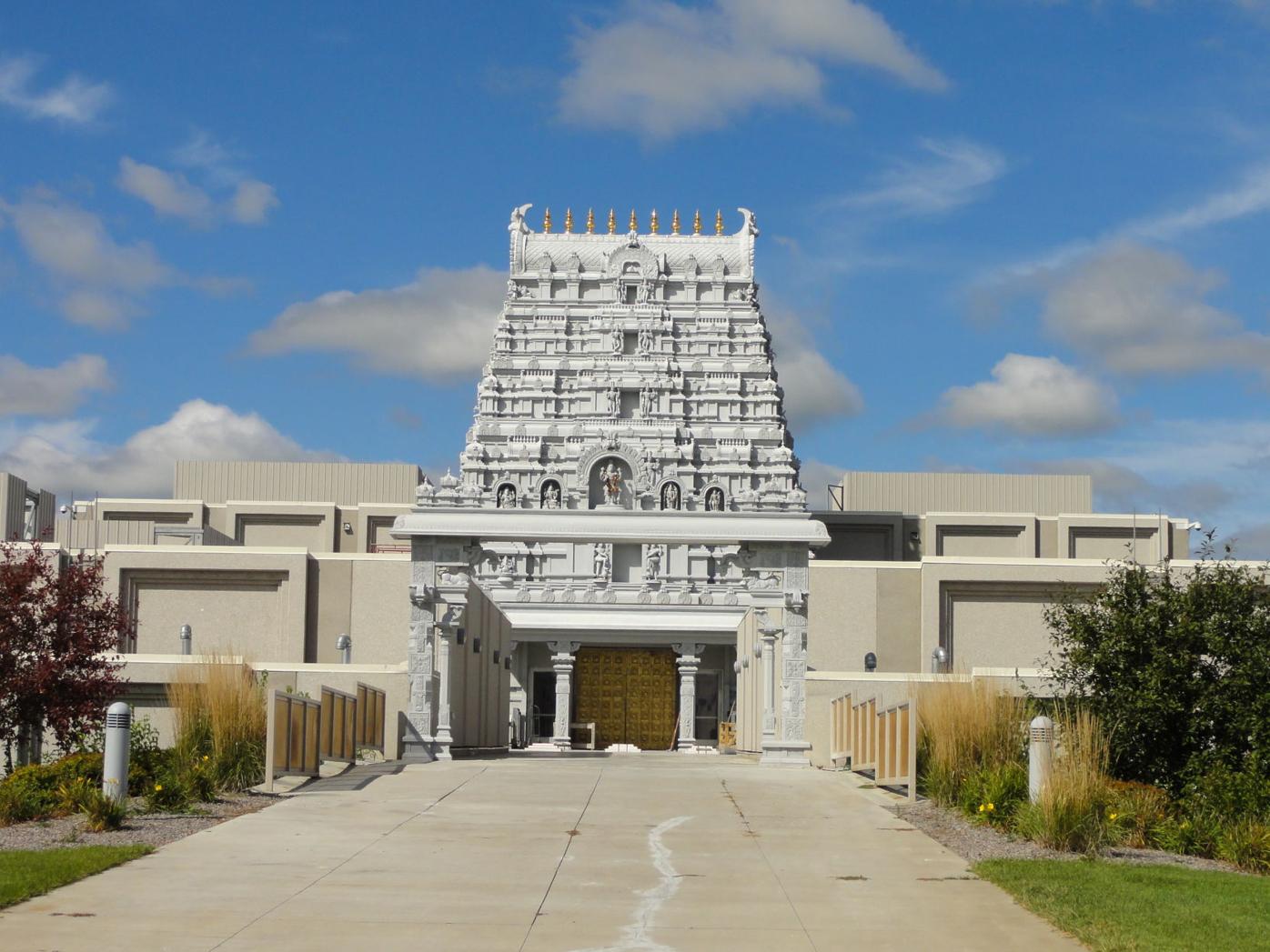 Tapestry Interfaith Women visit Hindu temple in Maple Grove | Sun ...