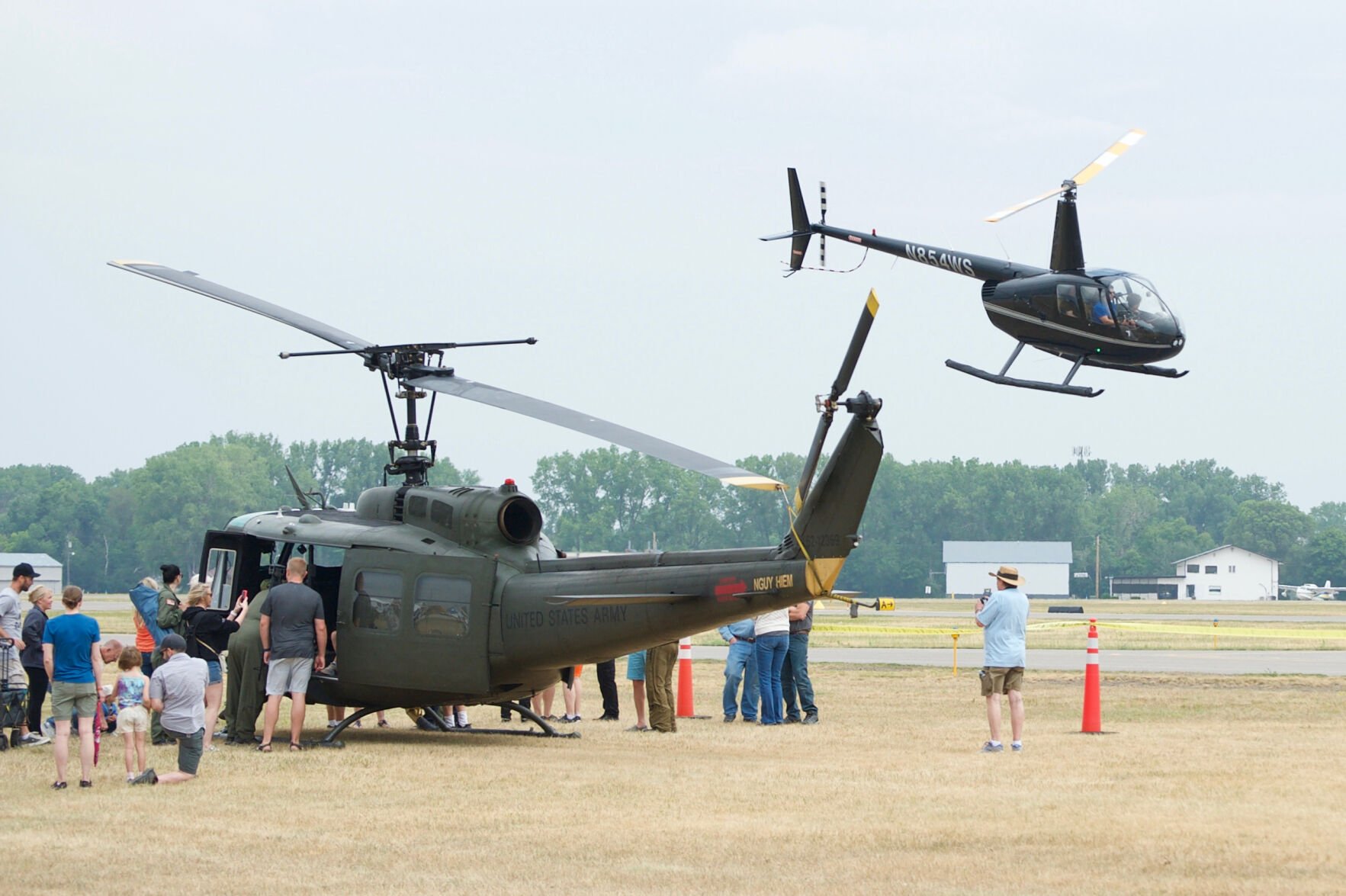 PHOTOS: Fathers take flight at the Crystal Airport Open House | Local ...