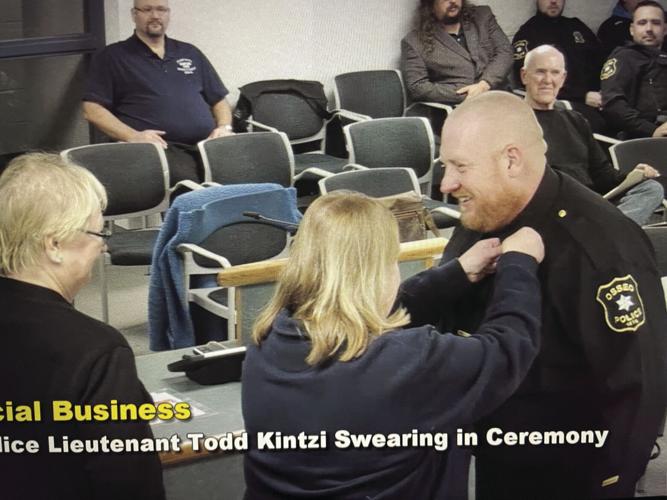 Osseo lieutenant Kintzi sworn into office | Local News | hometownsource.com