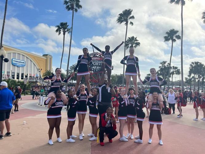 Coon Rapids cheer earns 9th at Nationals | Coon Rapids | hometownsource.com