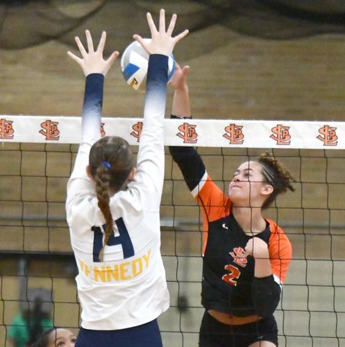 Volleyball: Park hosts annual invite, BSM keeps pace at the top of the ...