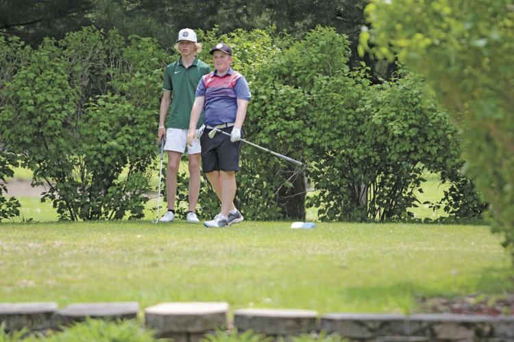 Bluejackets boys golfers close Mississippi 8 play | Community ...