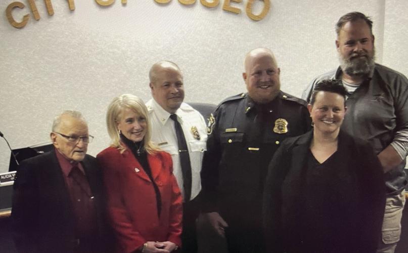Osseo lieutenant Kintzi sworn into office | Local News | hometownsource.com