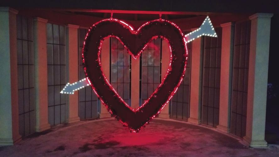 Sweethearts, visit the giant heart in Osseo | Free | hometownsource.com