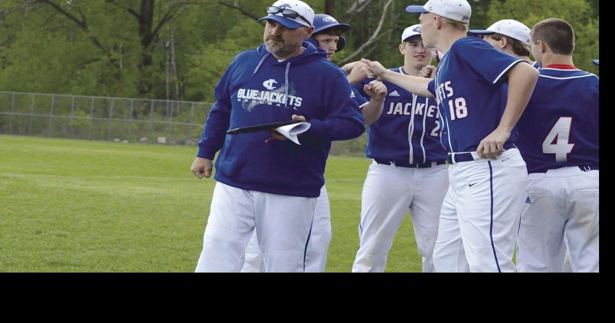 Former C-I baseball coach honored by Twins | Free | hometownsource.com