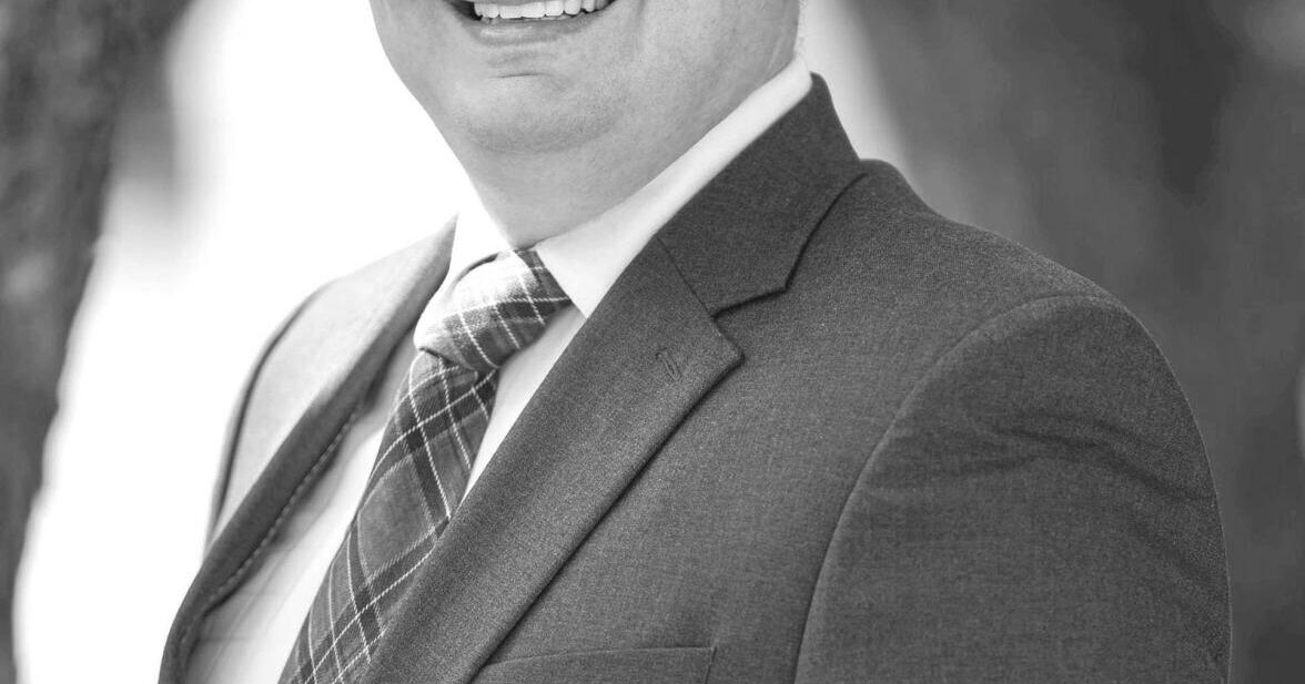 Zach Bohlman announces his candidacy for the Lakeville Area School ...