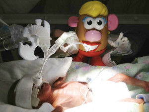 Mainstreams: Parents of micro preemies launch Potato Head Project ...