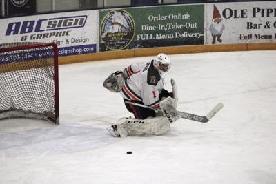 Isanti Outlaws sweep Mullets, extend win streak to 10 | Cambridge ...