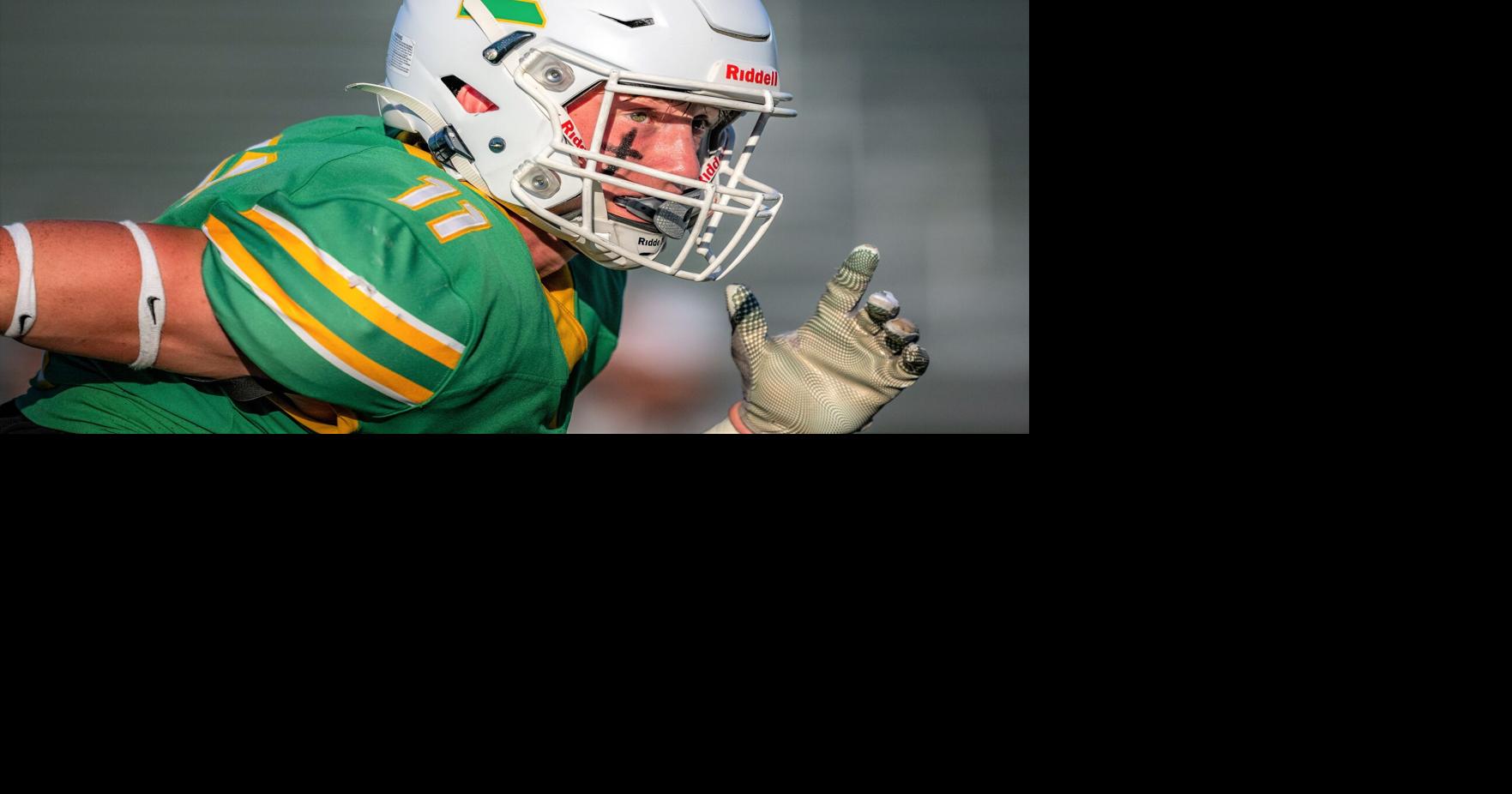 Clutch kick gives Edina first football win | Sports | hometownsource.com