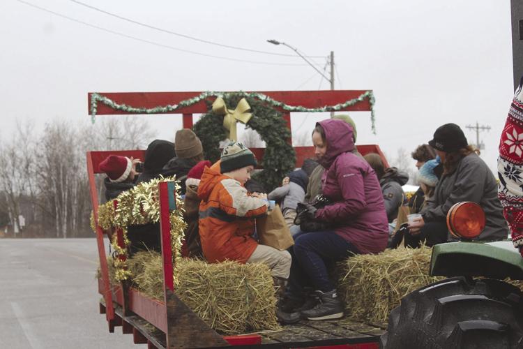 Santa brings holiday cheer to all for Chirstmas in Bock | Free ...