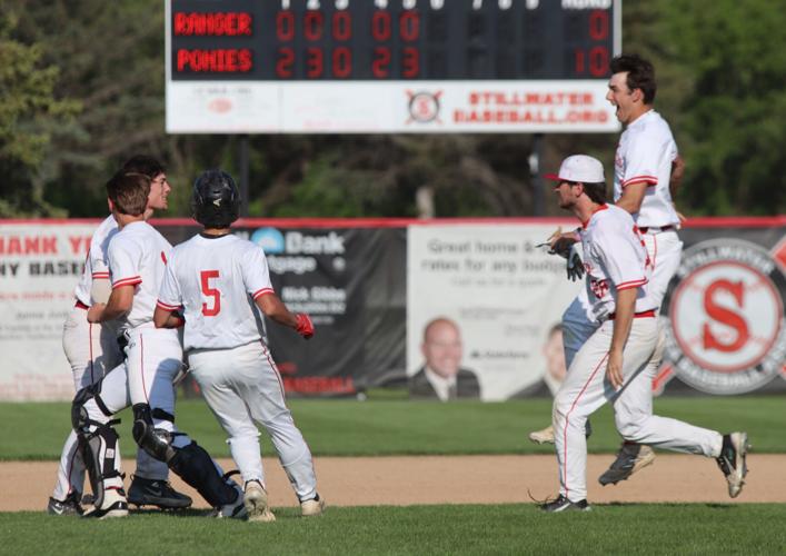 Baseball: Ponies upend Park to stay atop SEC | Sports | hometownsource.com