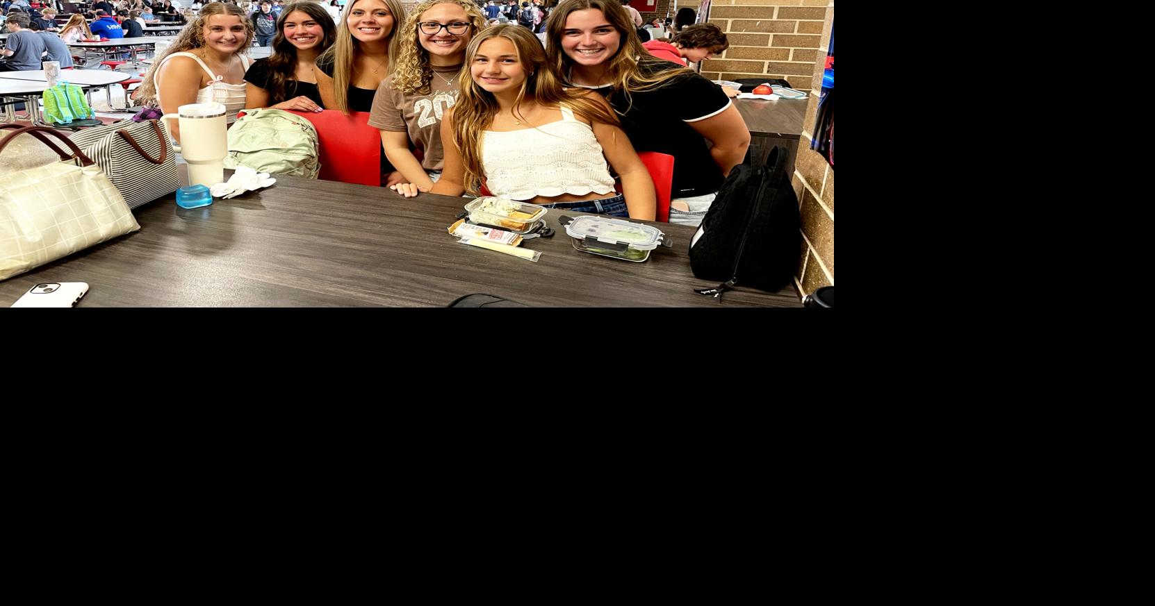 Opening day in ISD 728 in photos | Elk River Star News | hometownsource.com