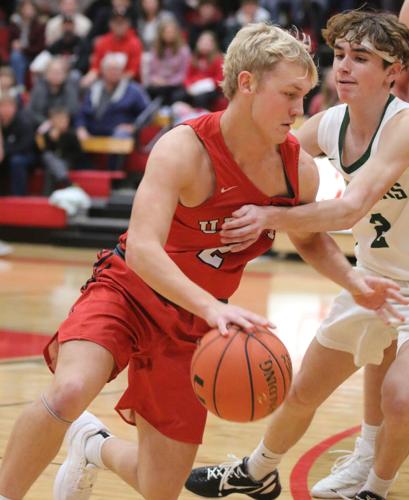Huskers defeat Cardinals in boys’ basketball | Sports | hometownsource.com
