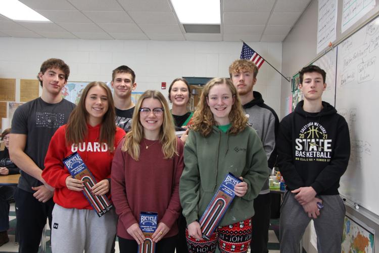 Caledonia high school students participate in classroom Cribbage ...