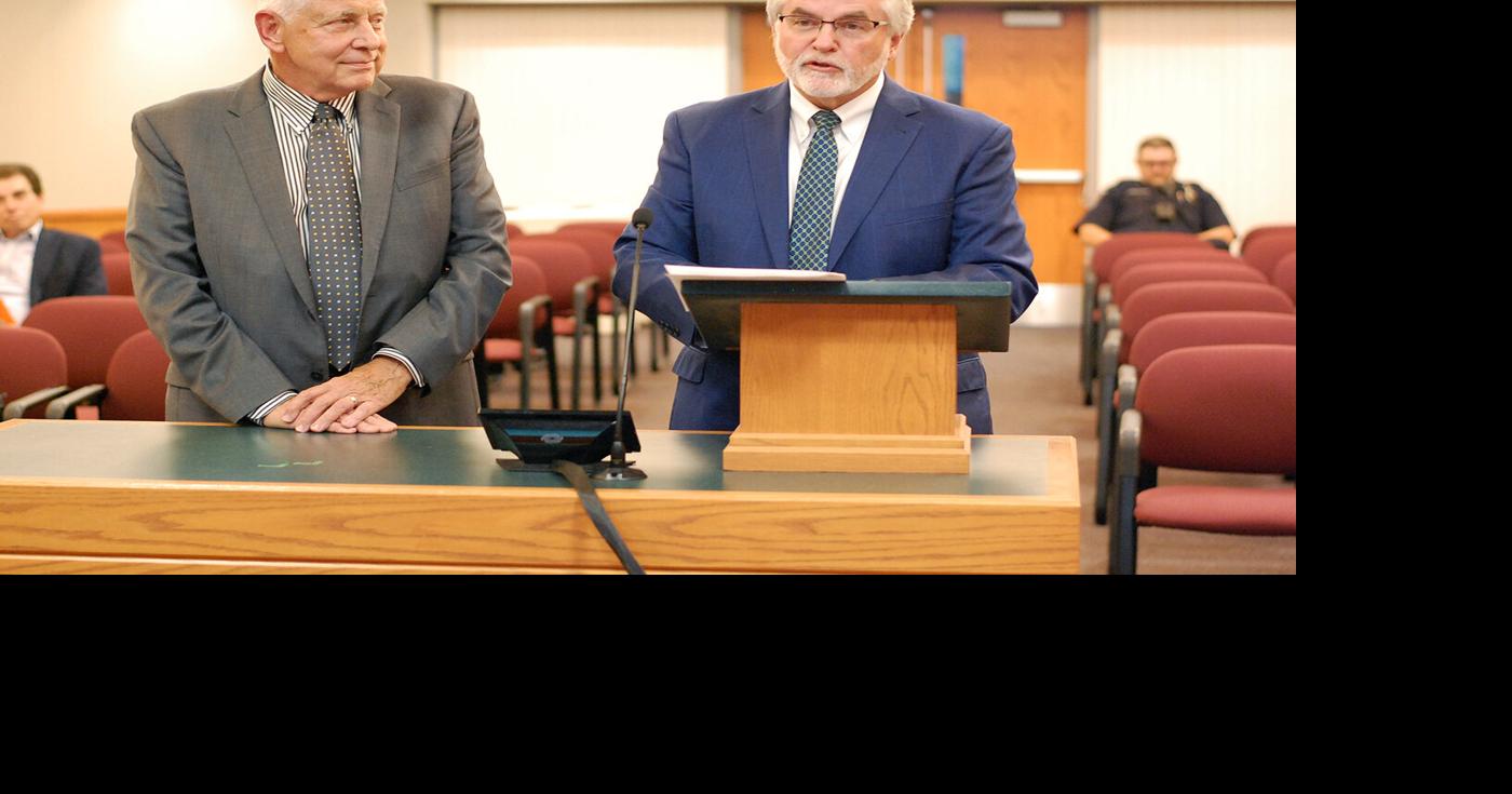 Best of the bunch: Apple Valley city administrator receives League of ...