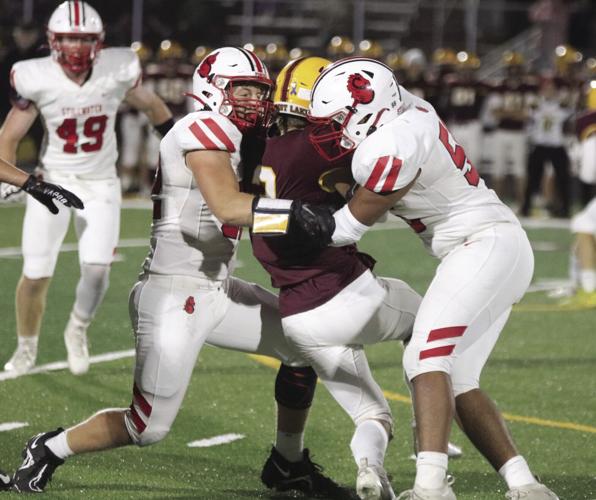 Football: Ponies grind out victory | Sports | hometownsource.com