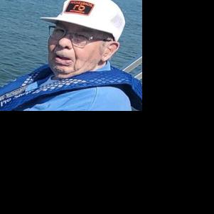 Merlyn E. Johnson | Obituaries | hometownsource.com