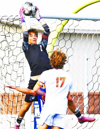 EP, Hopkins boys play Lake soccer deadlock | Sports | hometownsource.com