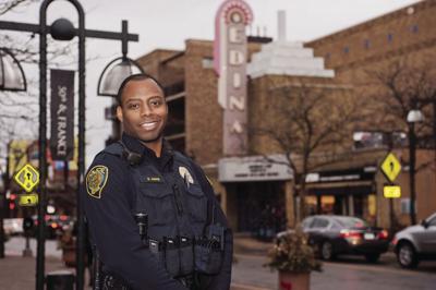 Darren Davis named Edina's Officer of the Year | Free | hometownsource.com