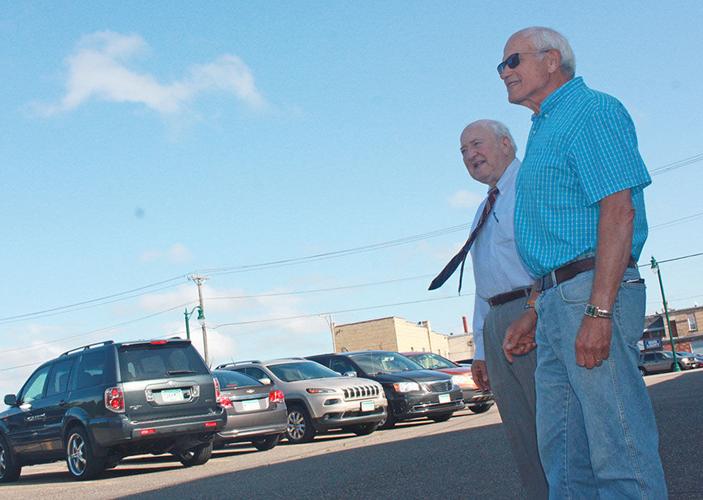 Wenzel brothers reminisce about their country school days in Darling ...