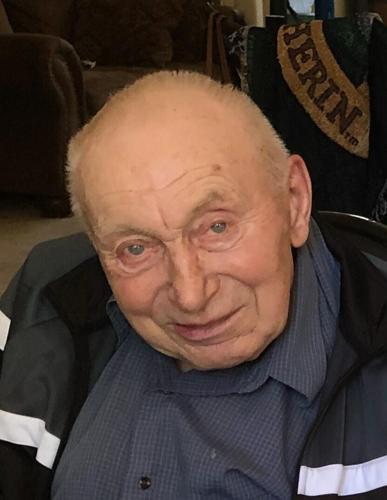 Wallace "Wally" Czech | Obituaries | hometownsource.com