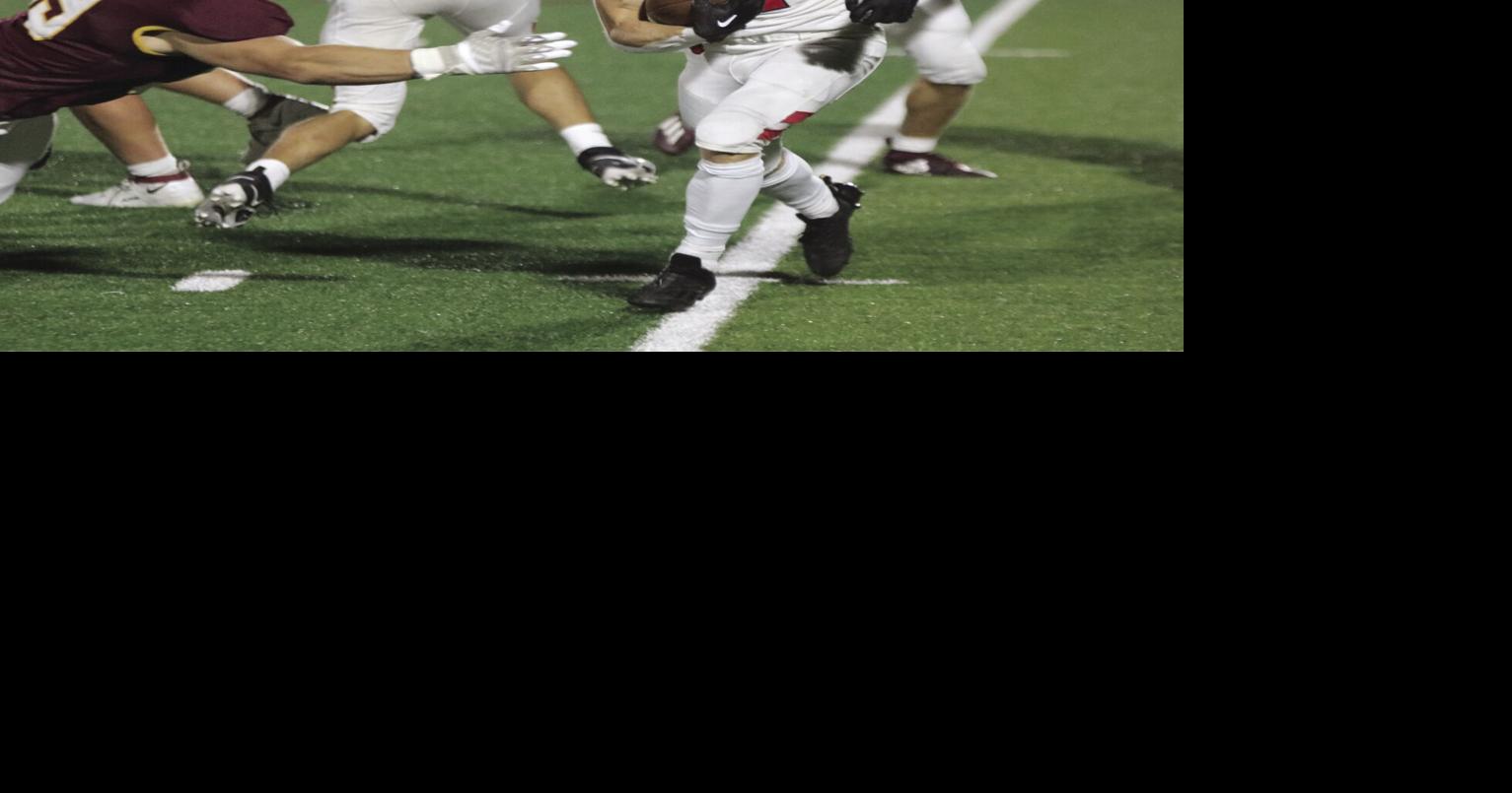 Football: Ponies grind out victory | Sports | hometownsource.com