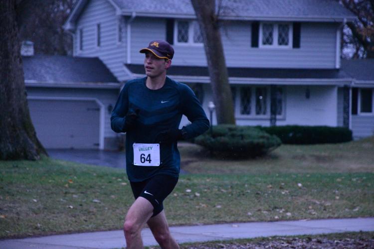 Runners don’t stop for a few raindrops | Crystal/Robbinsdale ...