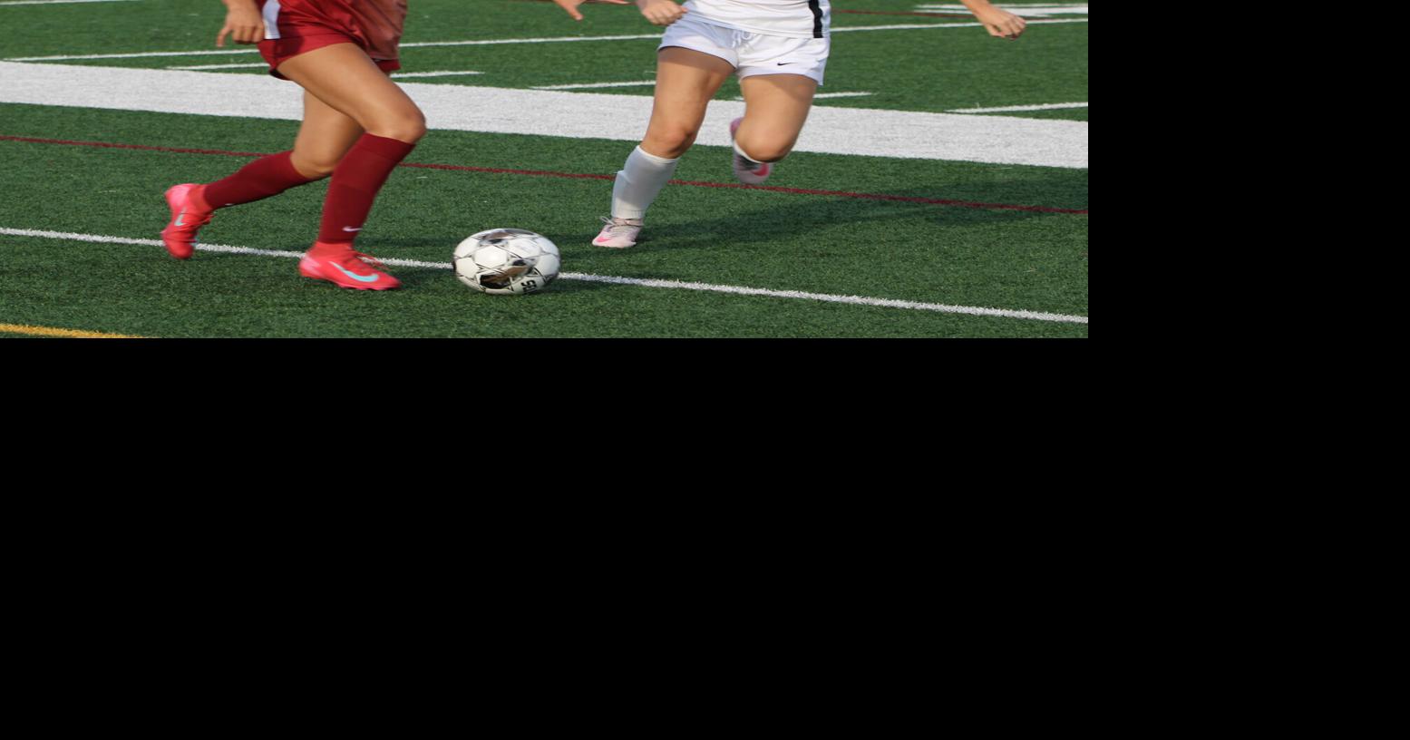 Burrell’s game-winner beats Buffalo on pitch | Sports | hometownsource.com