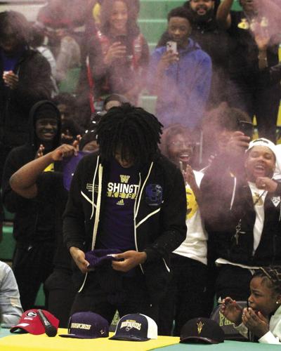Park Center’s Chavis announces decision to play at Washington | Sports ...