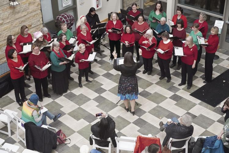 Eagan Women of Note choir celebrates 25 years of bringing joy | Dakota ...