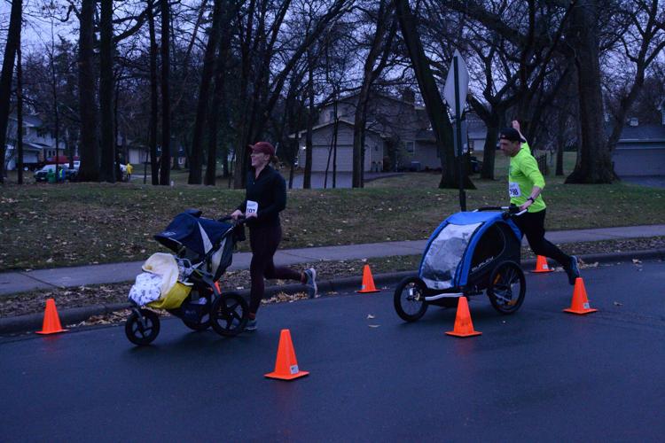Runners don’t stop for a few raindrops | Crystal/Robbinsdale ...