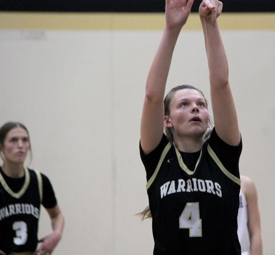 Girls basketball earns tough wins over Onalaska and Winona Cotter ...