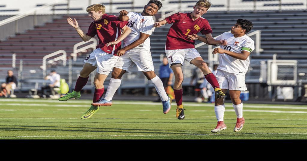 Osseo boys’ soccer reaches .500 mark | Sports | hometownsource.com