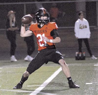 Football Week 5: Wildcats’ rushing attack explodes | Sports ...