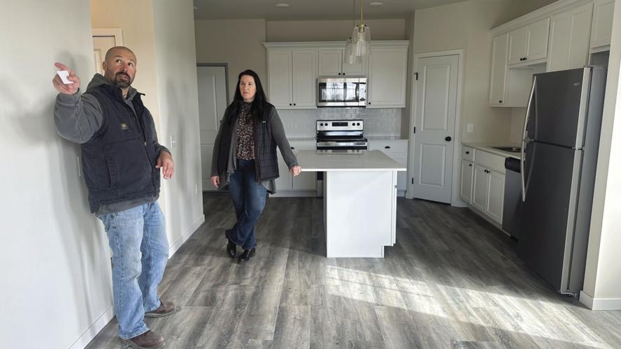Block 52 advances toward finish amid hope for downtown rebirth ...
