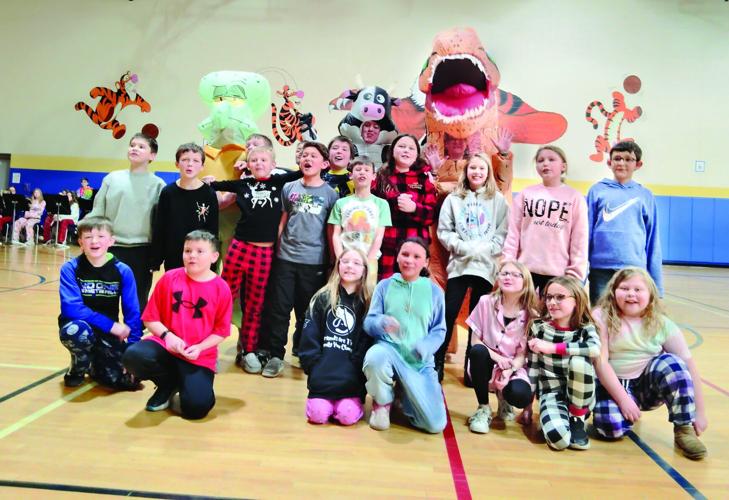 Jacobson Elementary hosts “I Love to Read” month | | hometownsource.com