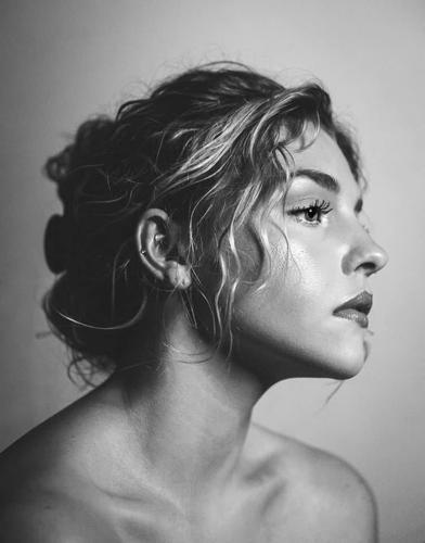 Caledonia's own Abby Blake (Hoskins) gets Gold Ticket on American Idol ...