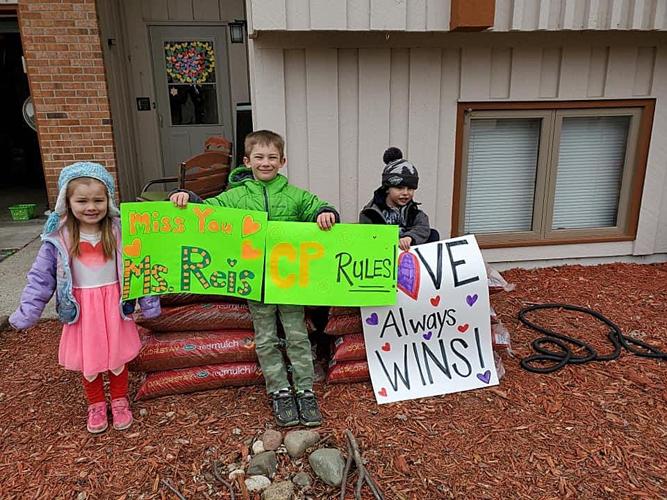 An emotional parade for Cedar Park Elementary | Free | hometownsource.com