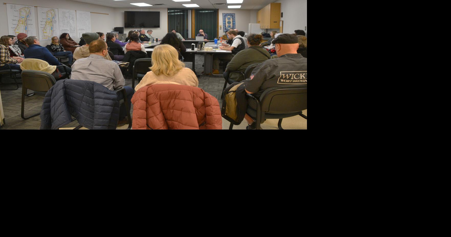 Robbinsdale to write ICE separation into city code | Crystal ...