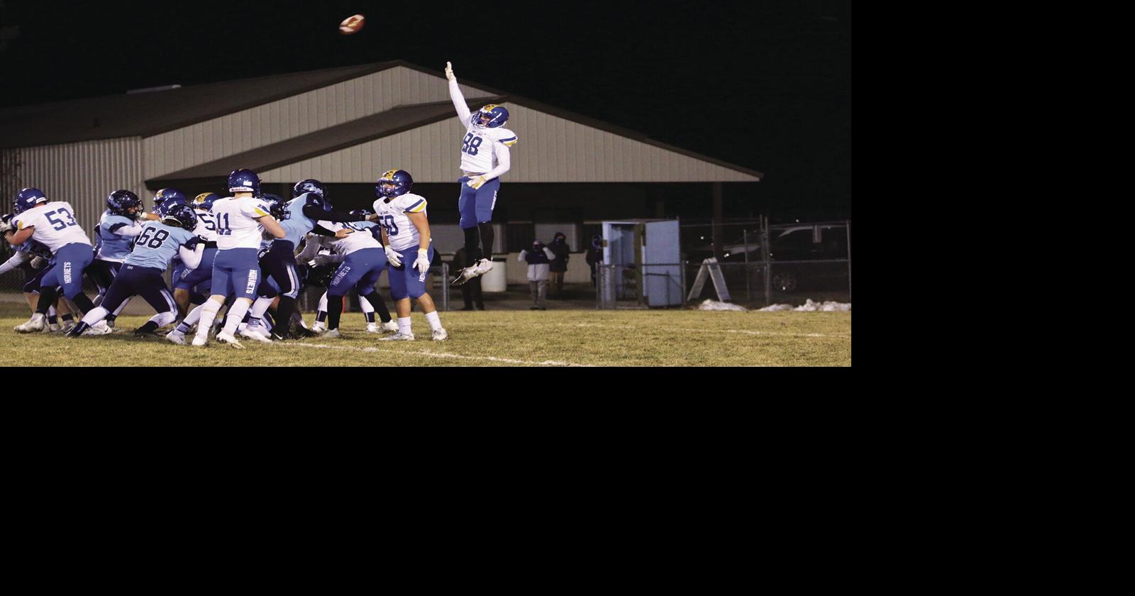 Big Lake football falls to No. 1 seed Becker | Monticello Times ...