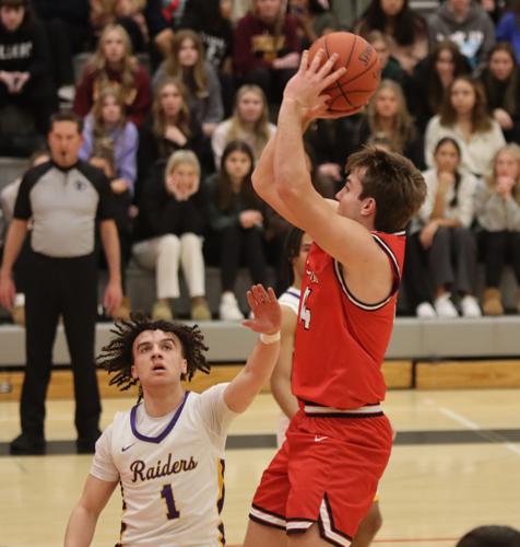 Boys basketball: C-DH turns back Ponies | Sports | hometownsource.com