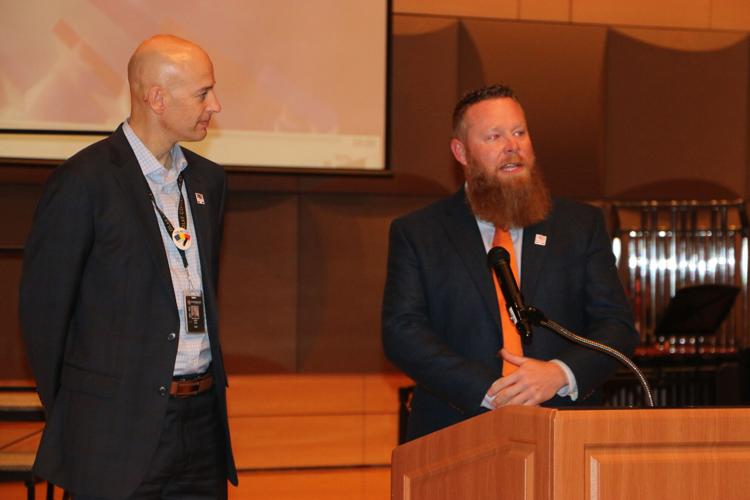 Farmington High Voice of Democracy winner inspires audience | Dakota ...