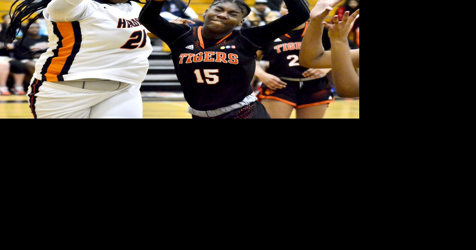 Robbinsdale Cooper girls basketball: Hawks earn several awards in Metro ...