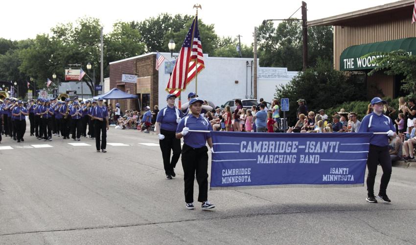 Isanti Rodeo Jubilee parade draws boisterous crowd | Community ...