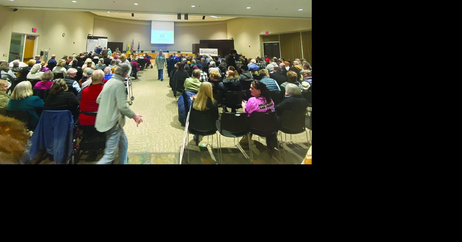 UPDATED: Crowd of 300 looks to confront Emmer at packed town hall ...