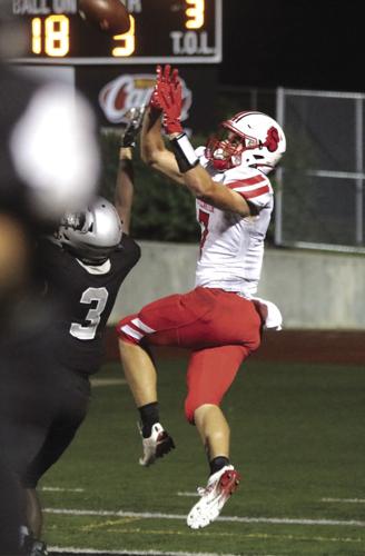 Football: Ponies start fast in victory at Roseville | Sports ...