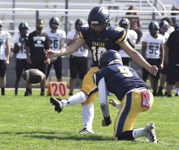 Homecoming games yield wins and losses for area football programs ...
