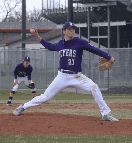 Flyers dominant performance against Willmar propels them to 3-0 ...