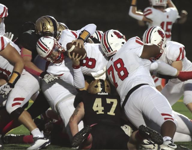 Football: Ponies stifle East Ridge 24-6 | Sports | hometownsource.com