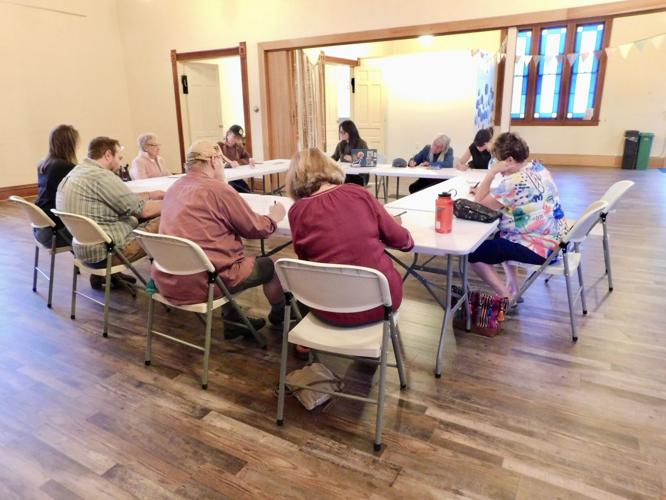 Mainspring holds poetry workshop with MN award-winning poet Su Hwang ...